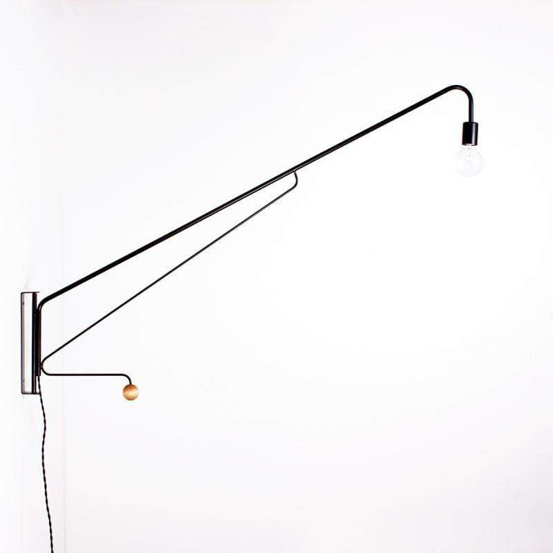 Minimalist Plug-in Wall Lamp - Potence - onefortythree